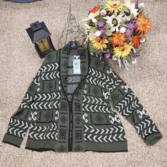Cato | Sweaters | 324 Size Xl Cato Est 946 Green And Black Cardigan ...